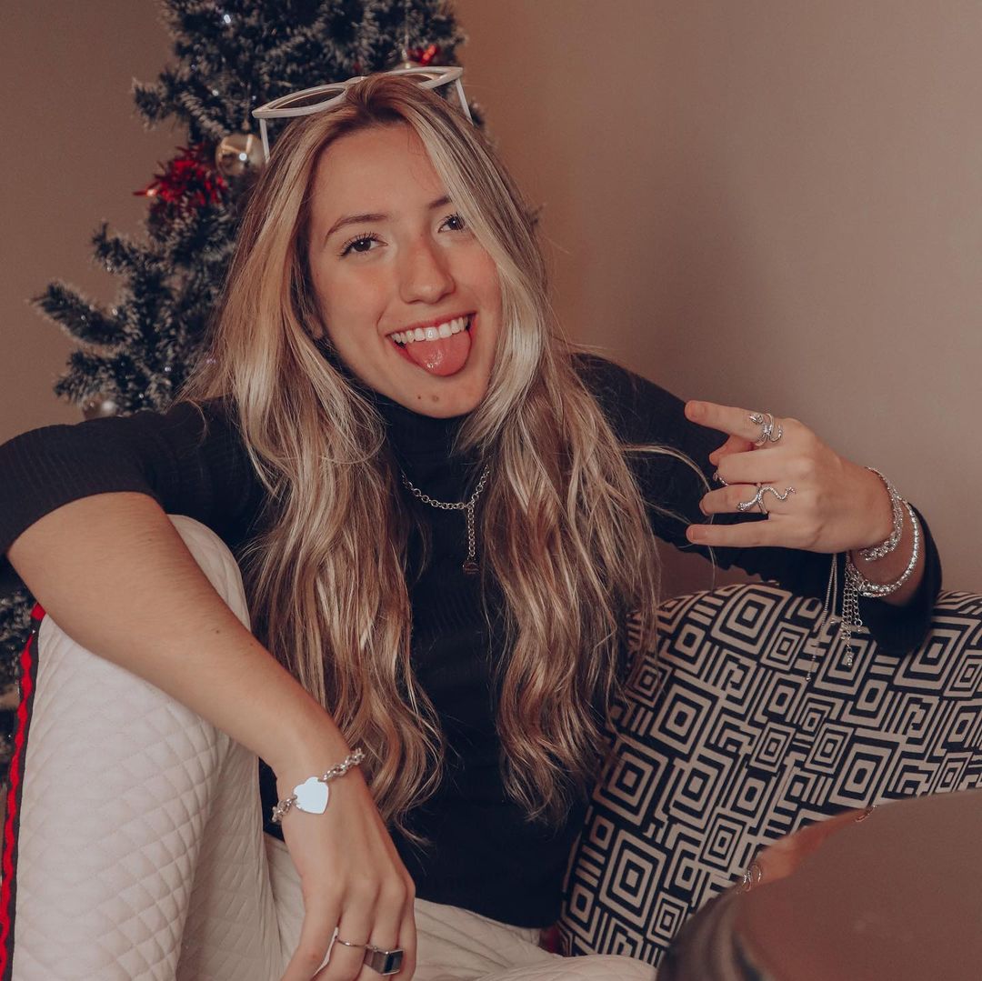 Famosa por entrevistar o Presidente e ser apontada como affair do 04 ...